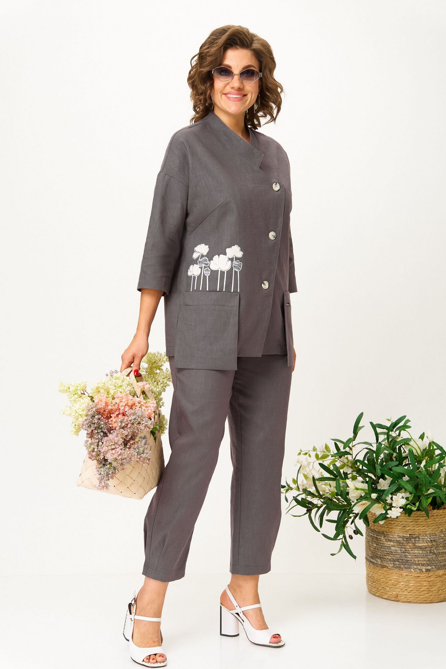 Костюм брючный 1202 серо-коричневый Anastasia купить в интернет магазине Велесмода